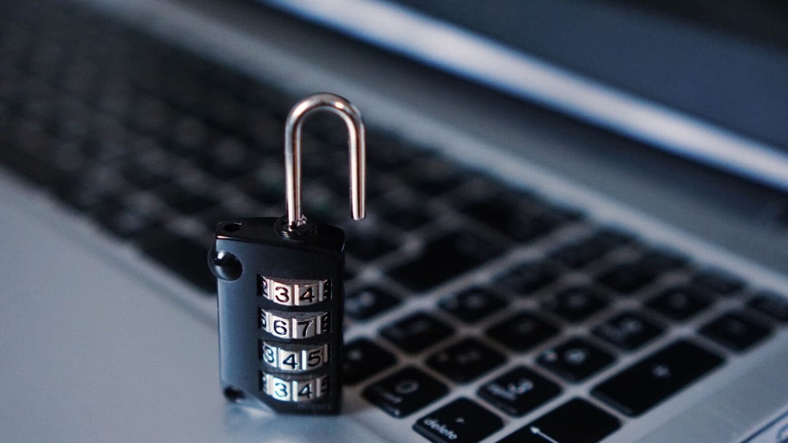 【警告】あなたのVSCodeは安全？VSCanでの対策 - CreateBit